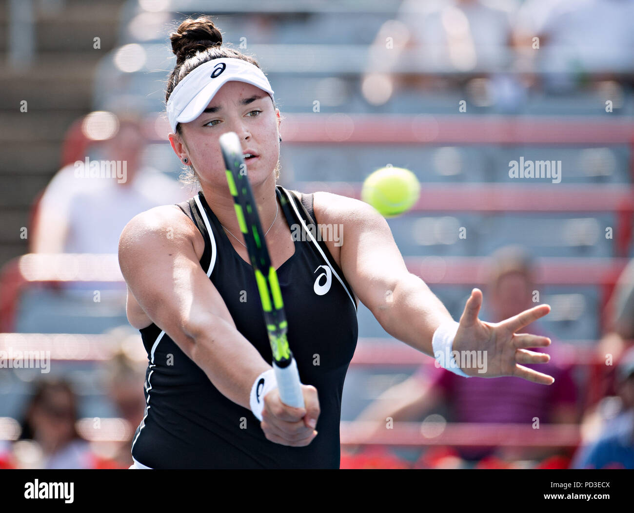 Caroline Dolehide High Resolution Stock Photography and Images - Alamy