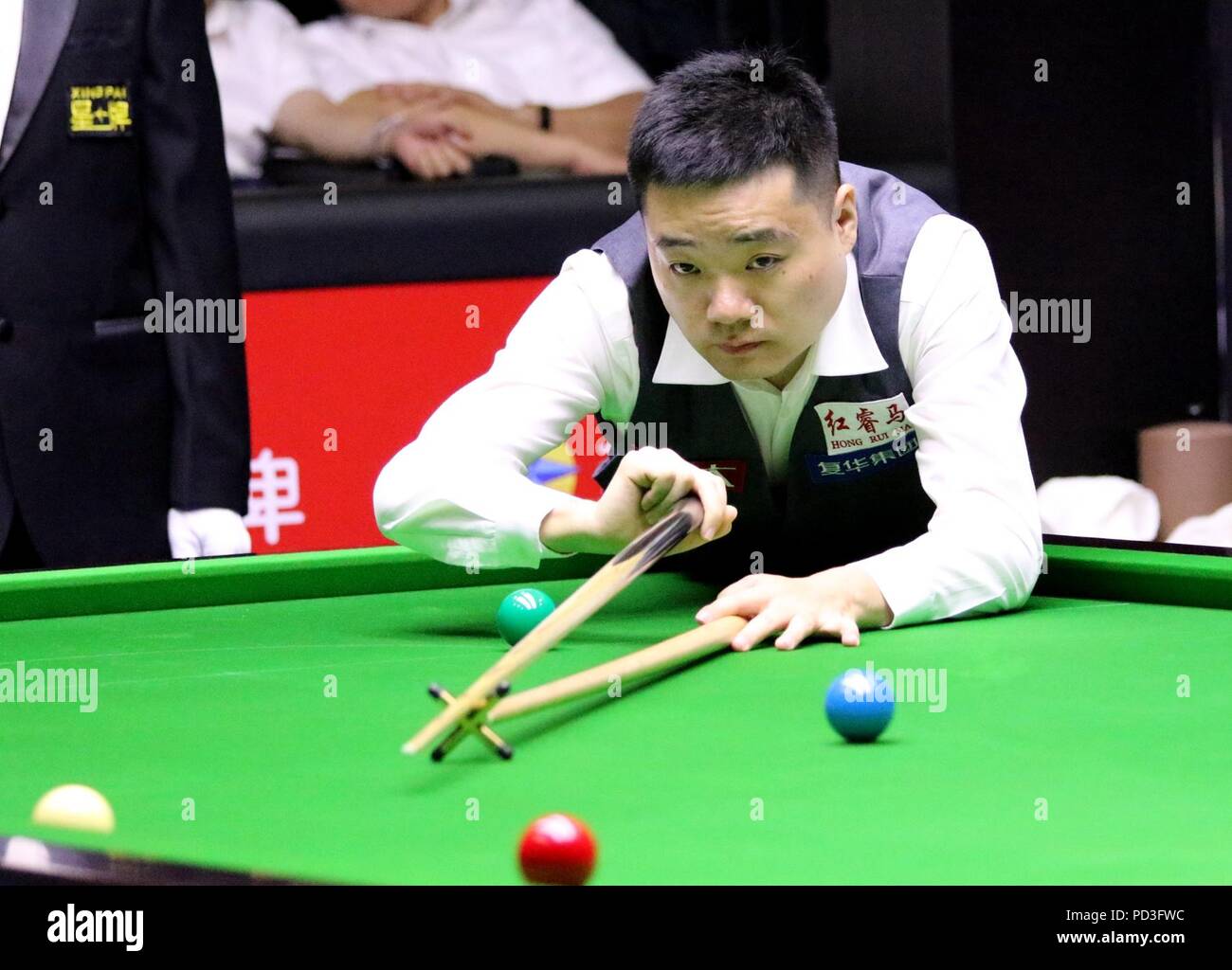 James ding hi-res stock photography and images - Alamy