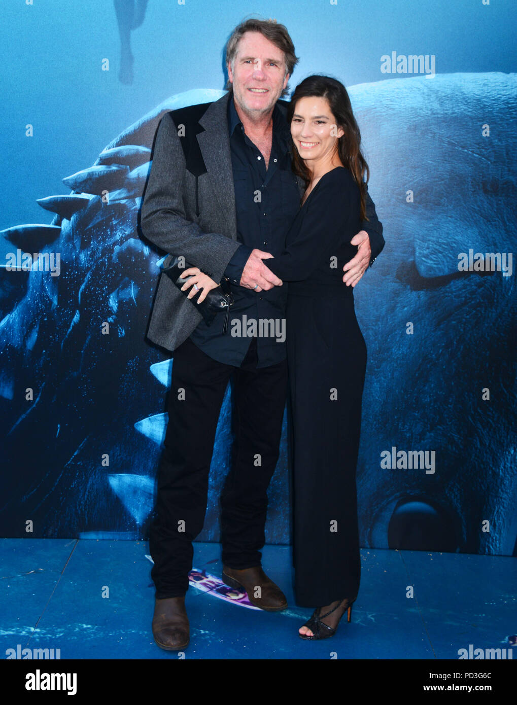 Robert Taylor and wife Ayisha Davies 091 attends the premiere of Warner ...