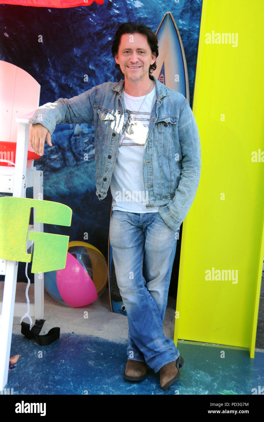 HOLLYWOOD, CA - AUGUST 6: Actor Clifton Collins Jr. attends the Warner ...