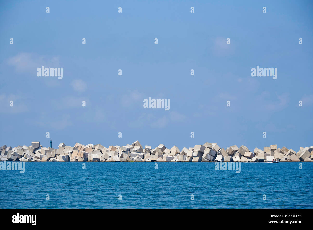 Tetra concrete block hi-res stock photography and images - Alamy
