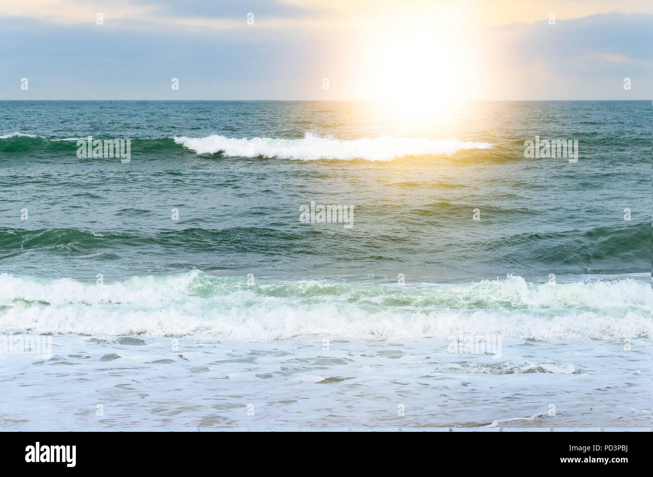 Summer sun sun and coast hi-res stock photography and images - Alamy