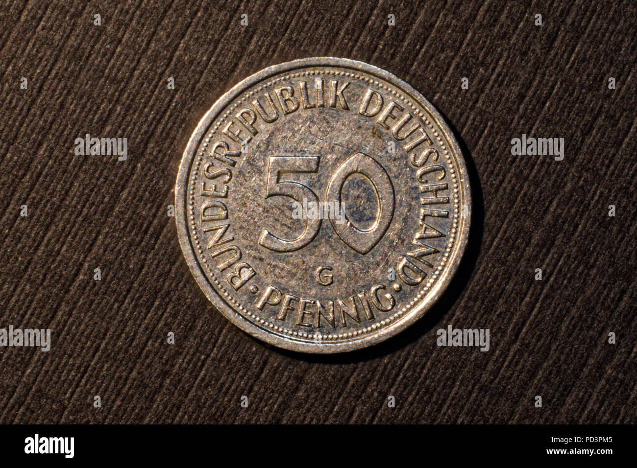 Germany bank 1990 hi-res stock photography and images - Alamy