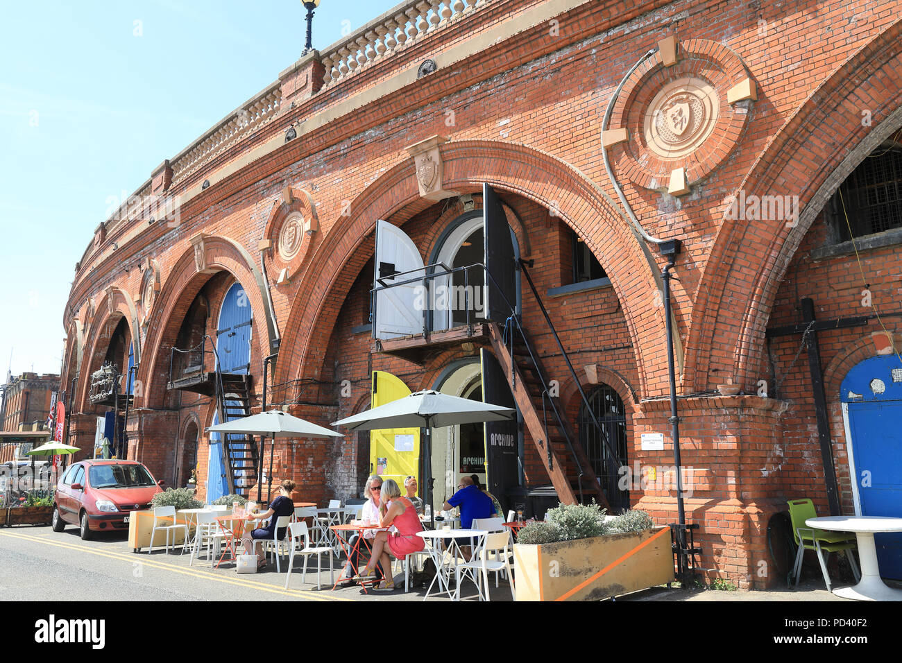 Ramsgate arch cafe hi-res stock photography and images - Alamy