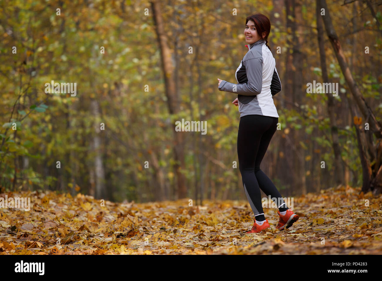 Caucasian girl in sporty clothes hi-res stock photography and images ...