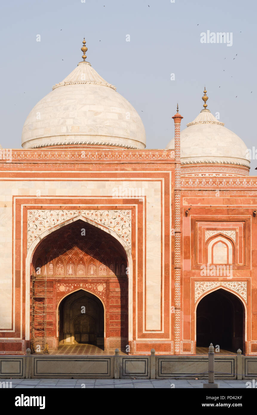 Facade of the western mosque main prayer hall in the Taj Mahal monument ...