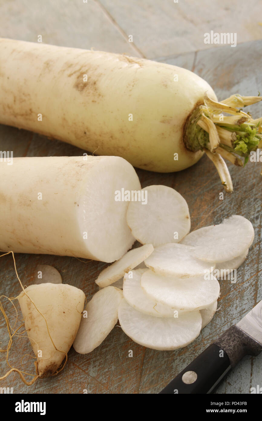 preparing fresh white raddish Stock Photo - Alamy