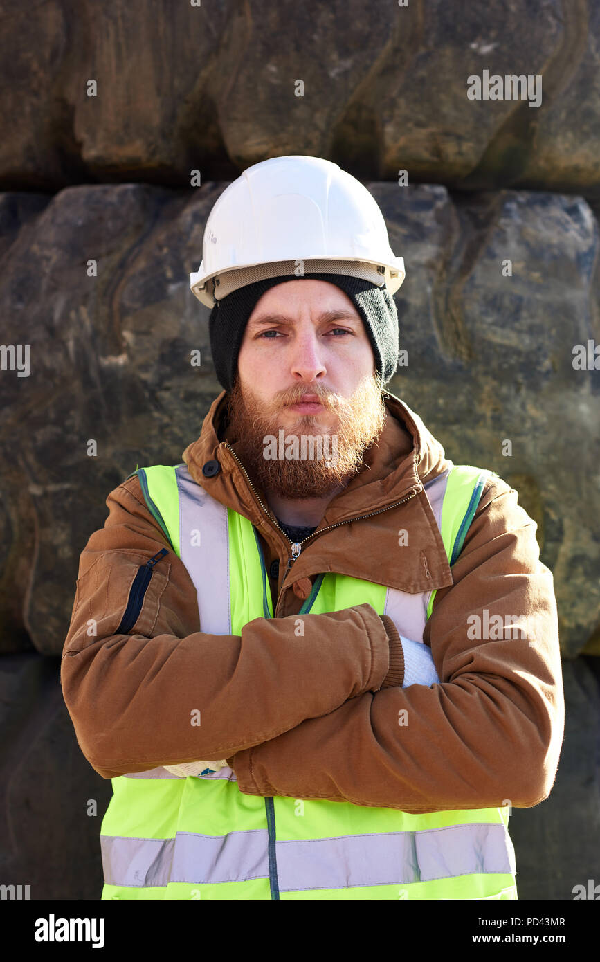 Worker outdoors hi-res stock photography and images - Alamy