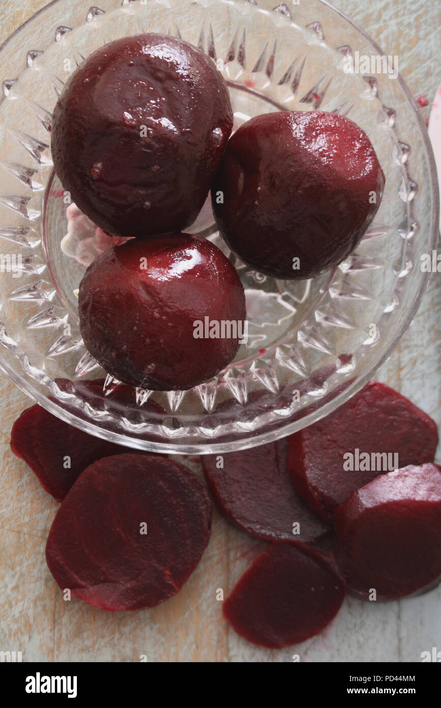 preparing fresh beetroot Stock Photo - Alamy