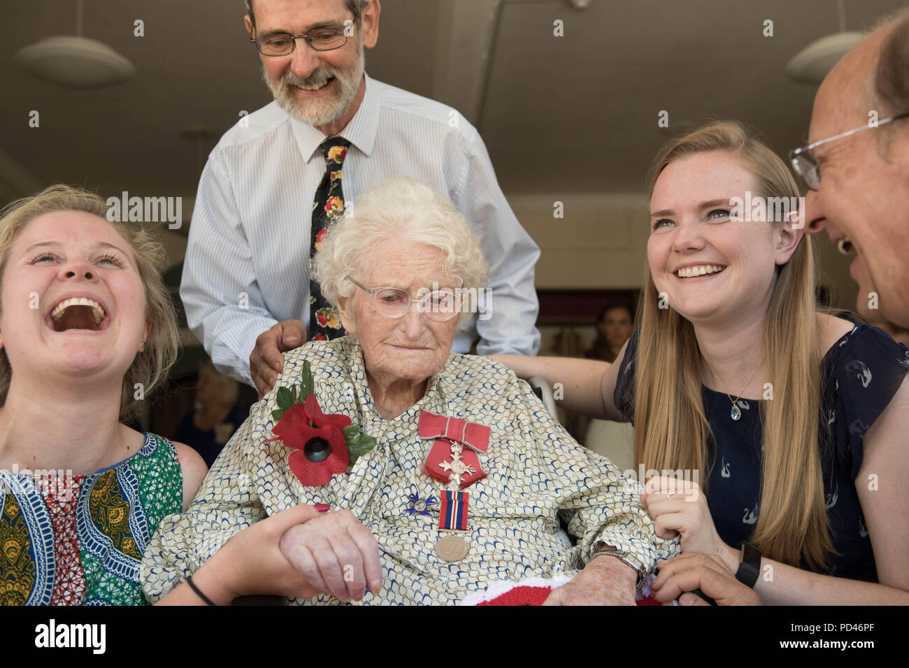 Britain's longest-serving poppy seller, 103-year-old Rosemary Powell ...