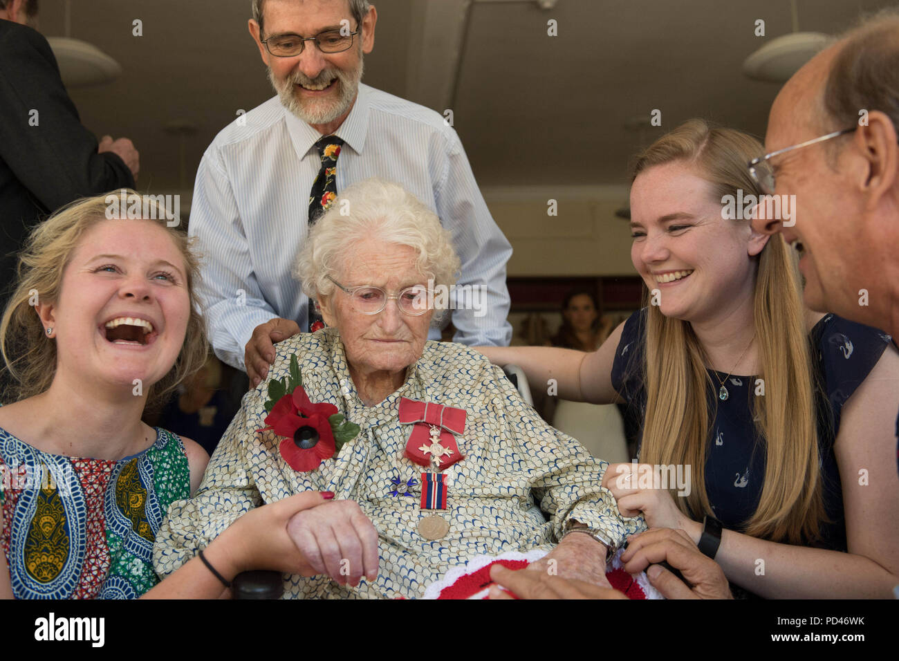 Britain's longest-serving poppy seller, 103-year-old Rosemary Powell ...