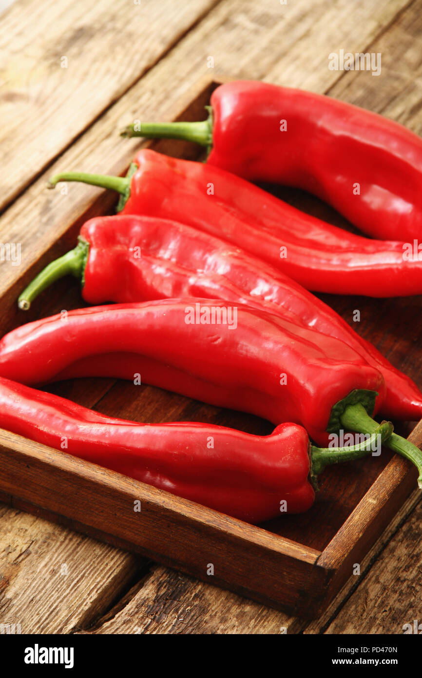 whole red chillies Stock Photo - Alamy