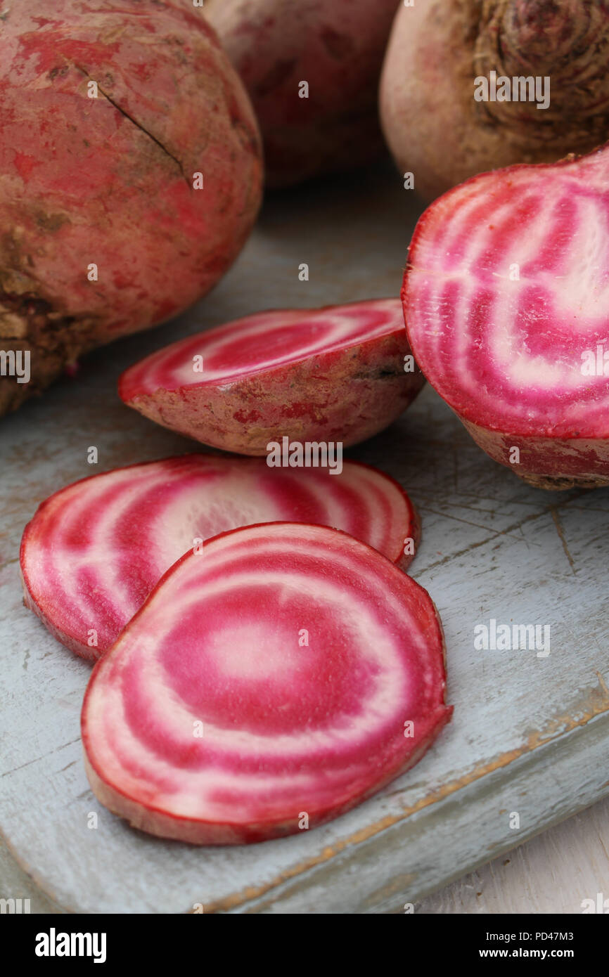 preparing fresh beetroot Stock Photo - Alamy