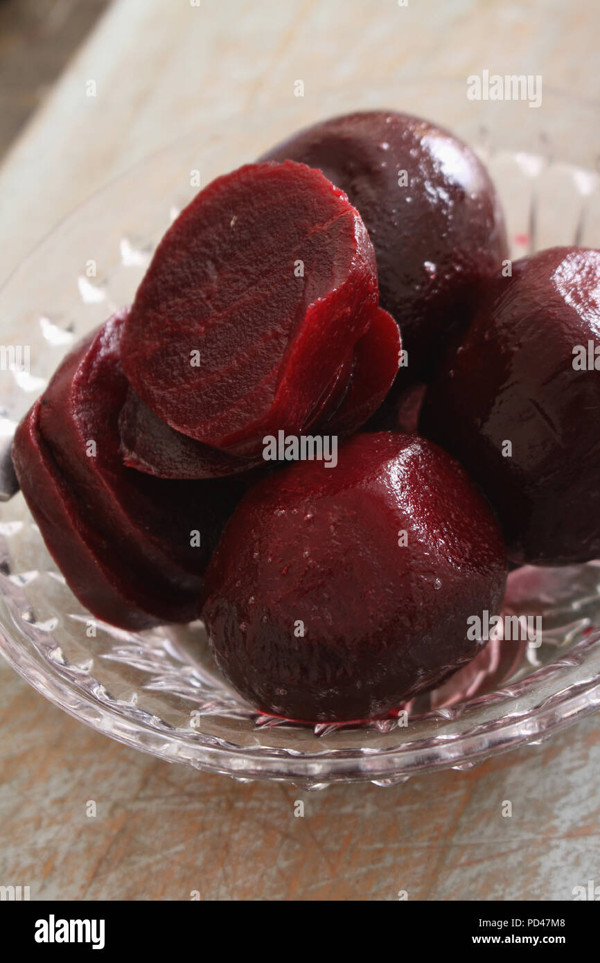 preparing fresh beetroot Stock Photo - Alamy