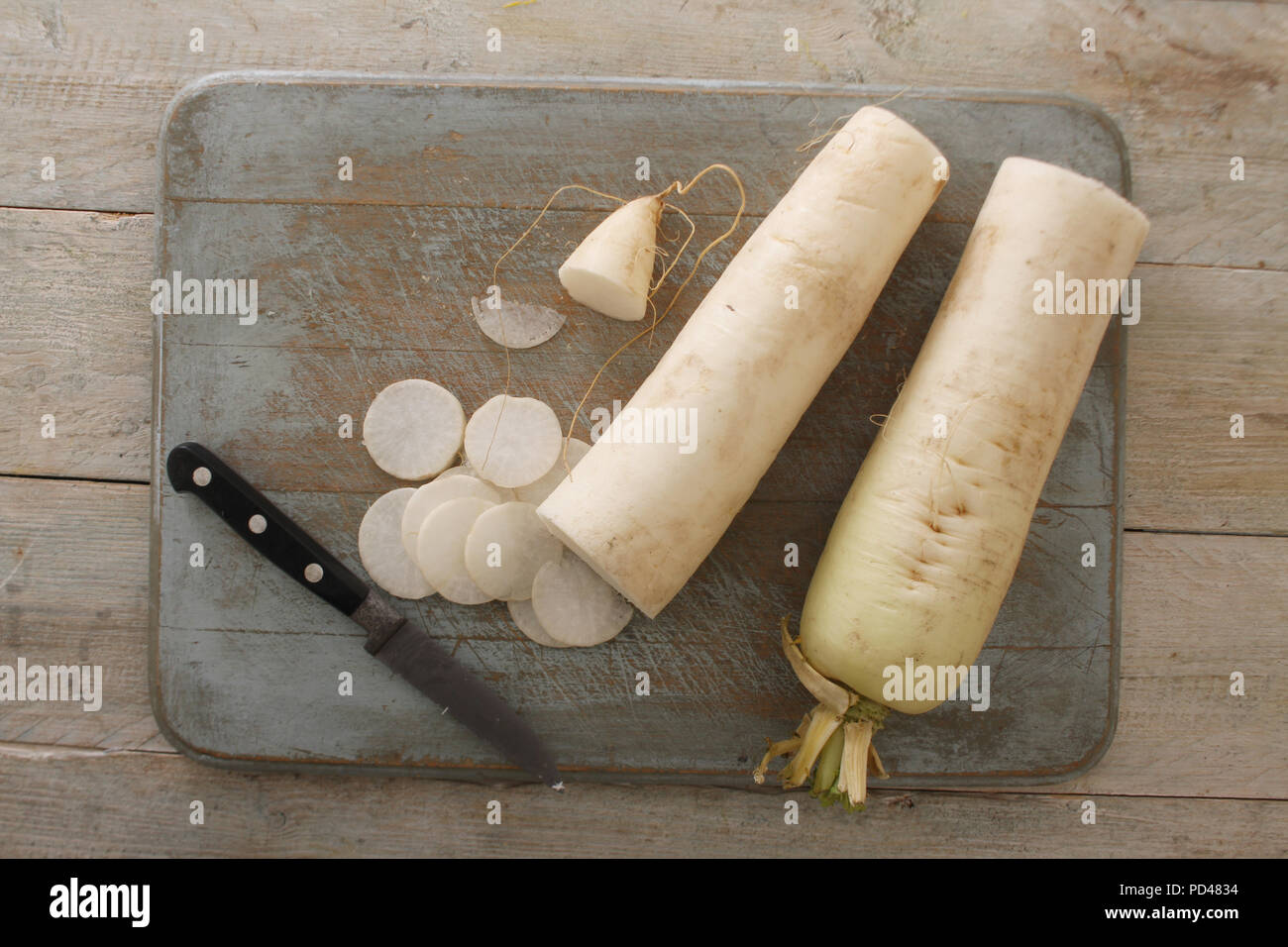 preparing fresh white raddish Stock Photo - Alamy