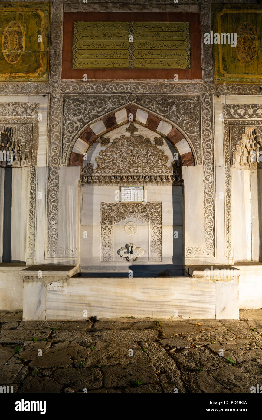 Turkish rococo style hi-res stock photography and images - Alamy