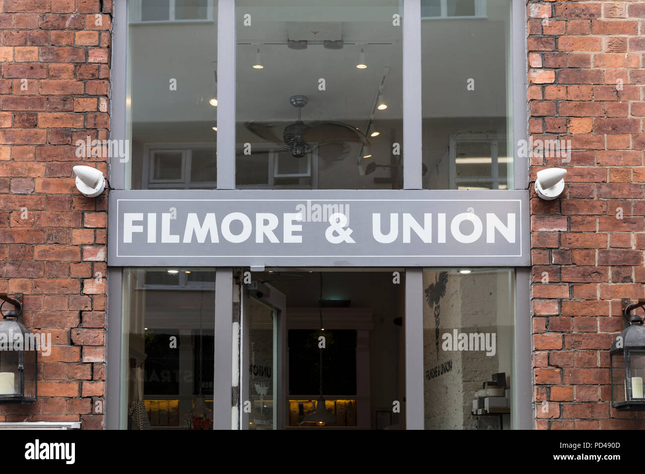 Filmore and union cafe hi-res stock photography and images - Alamy