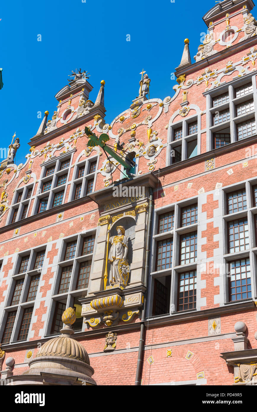 Baroque gables hi-res stock photography and images - Alamy