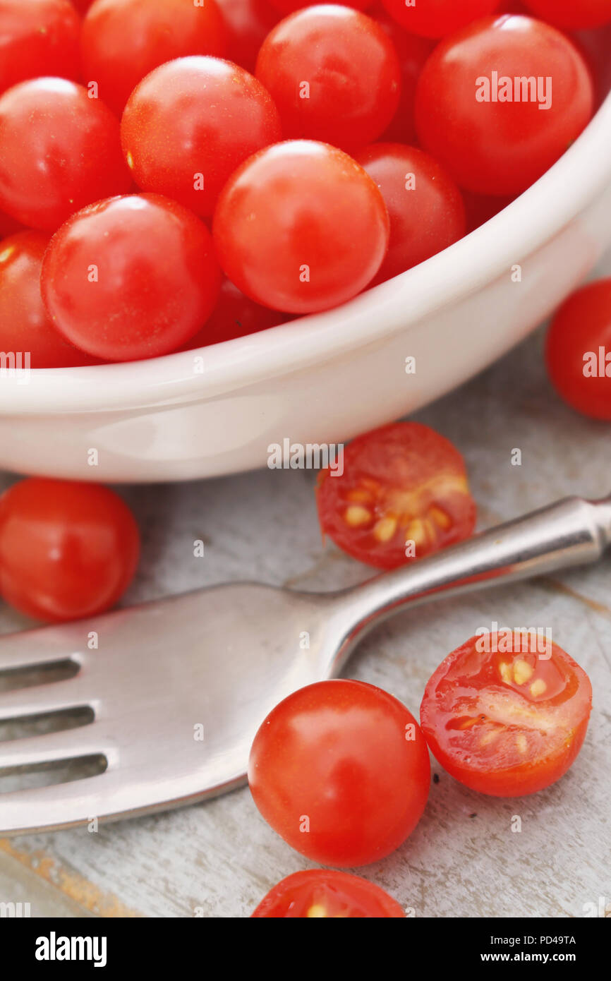 Tomberry fruit hi-res stock photography and images - Alamy