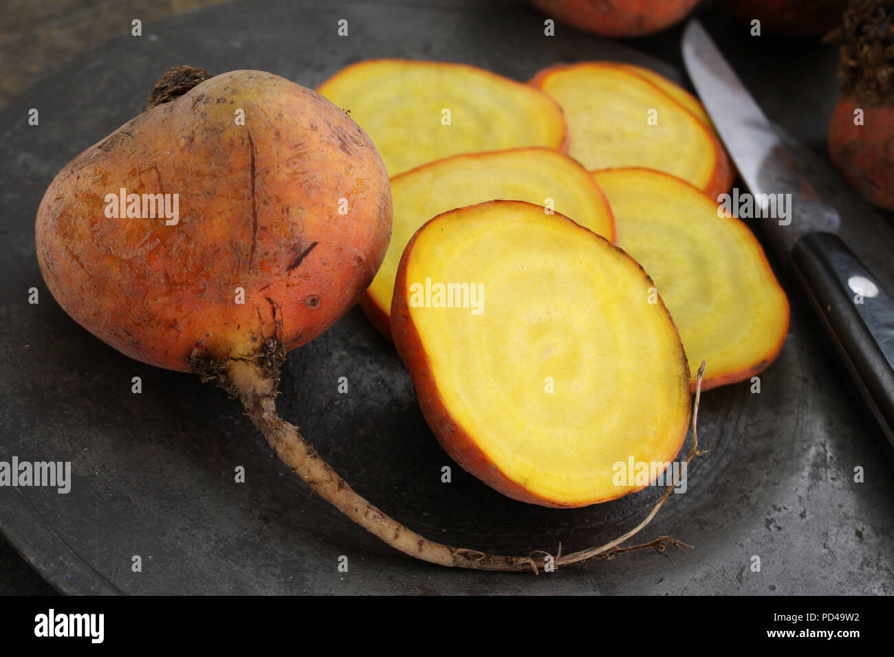preparing fresh beetroot Stock Photo - Alamy