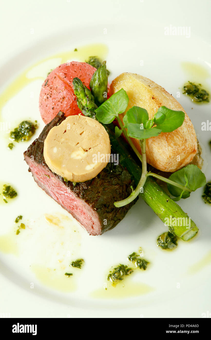 plated fillet steak meal Stock Photo - Alamy