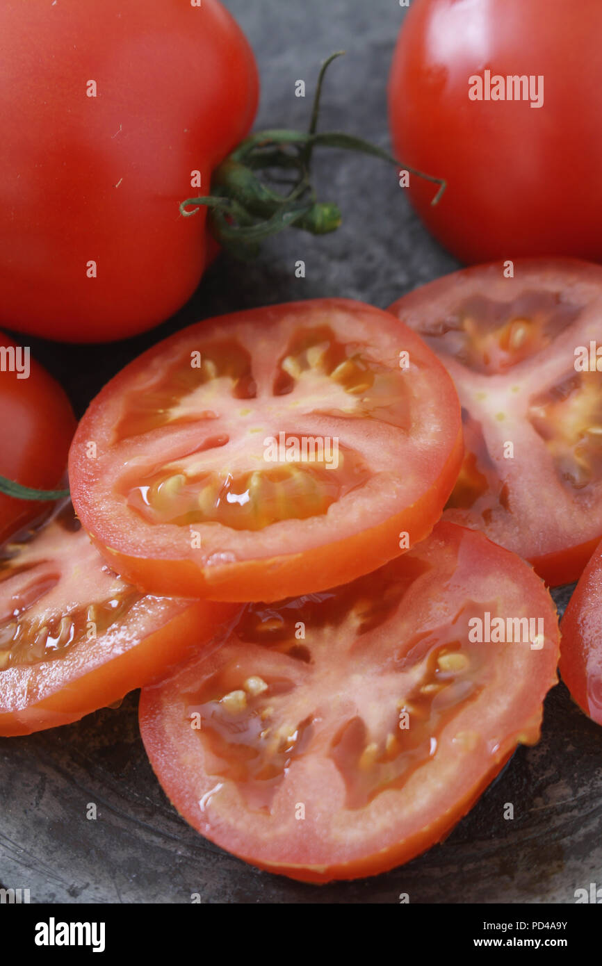 fresh ripe tomatoes Stock Photo - Alamy