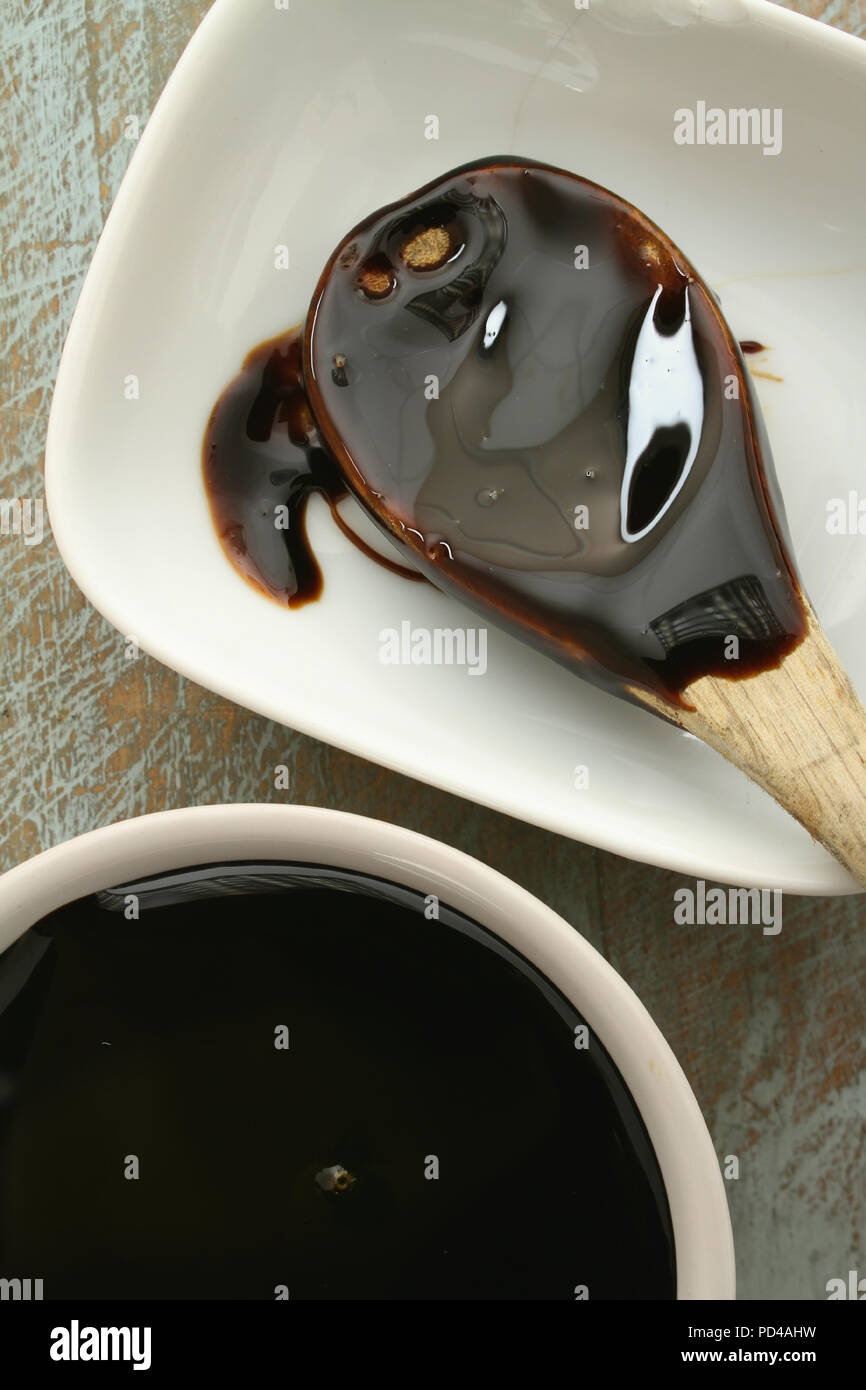 Thick molasses hi-res stock photography and images - Alamy
