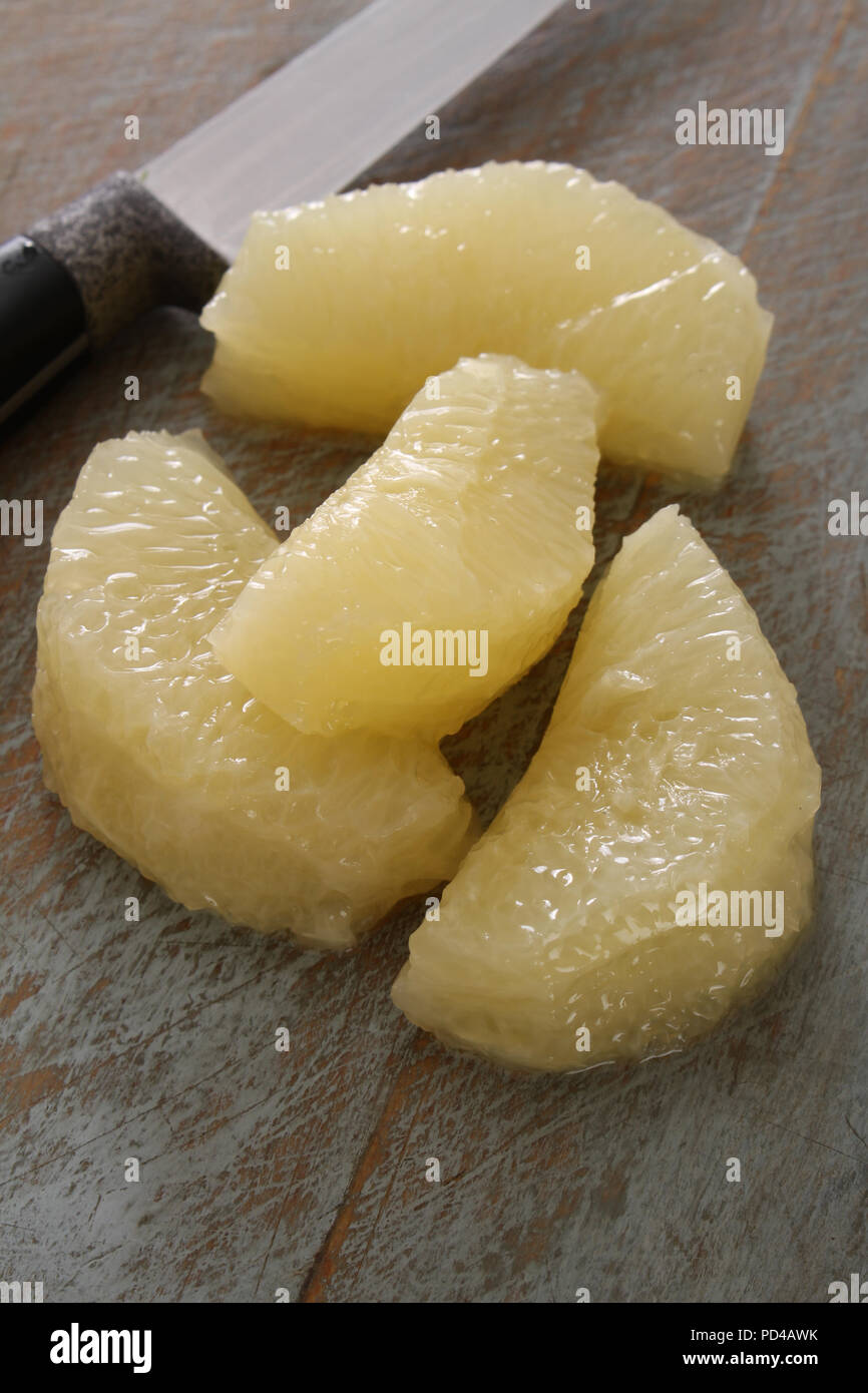 prepared grapefruit segments Stock Photo - Alamy