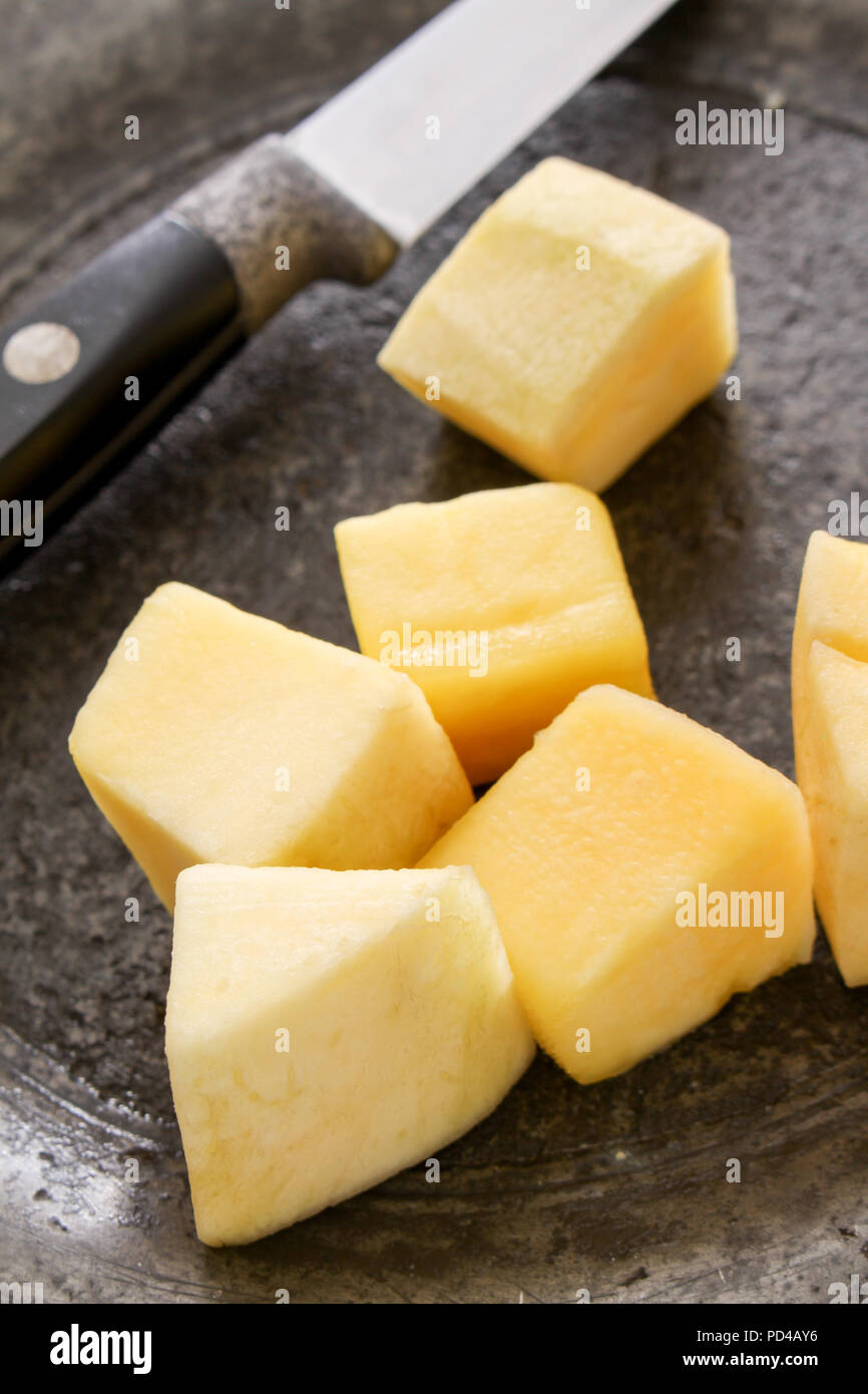 preparing fresh mango Stock Photo - Alamy