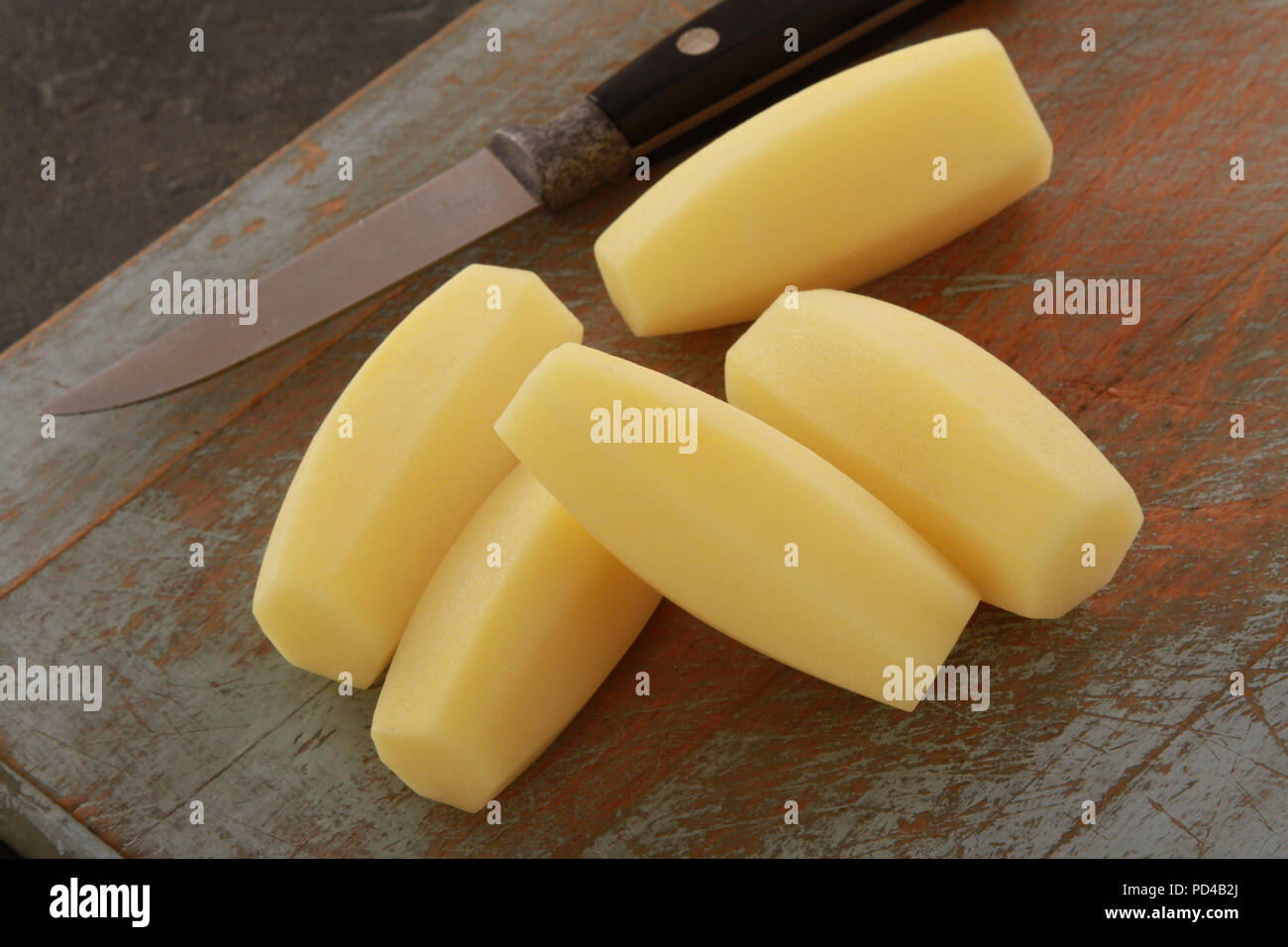 Turned potatoes hi-res stock photography and images - Alamy