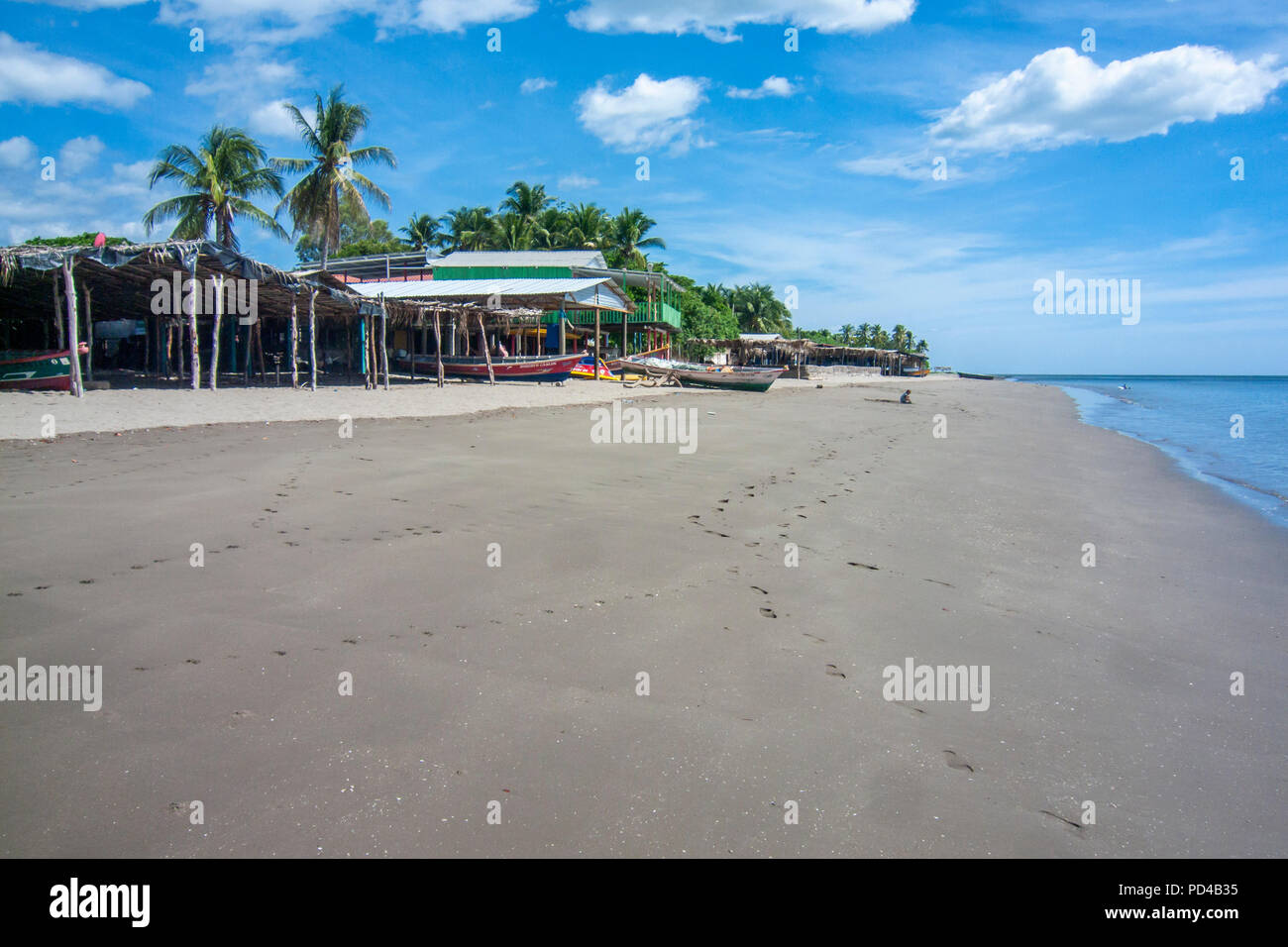Roatan beaches hi-res stock photography and images - Alamy
