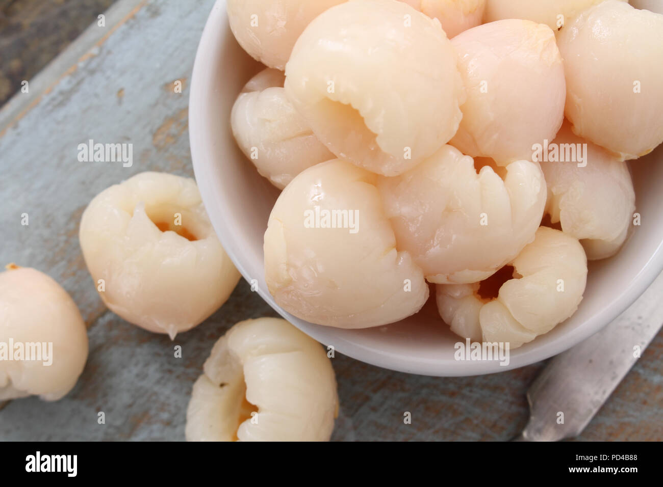 Tinned lychee fruit hi-res stock photography and images - Alamy