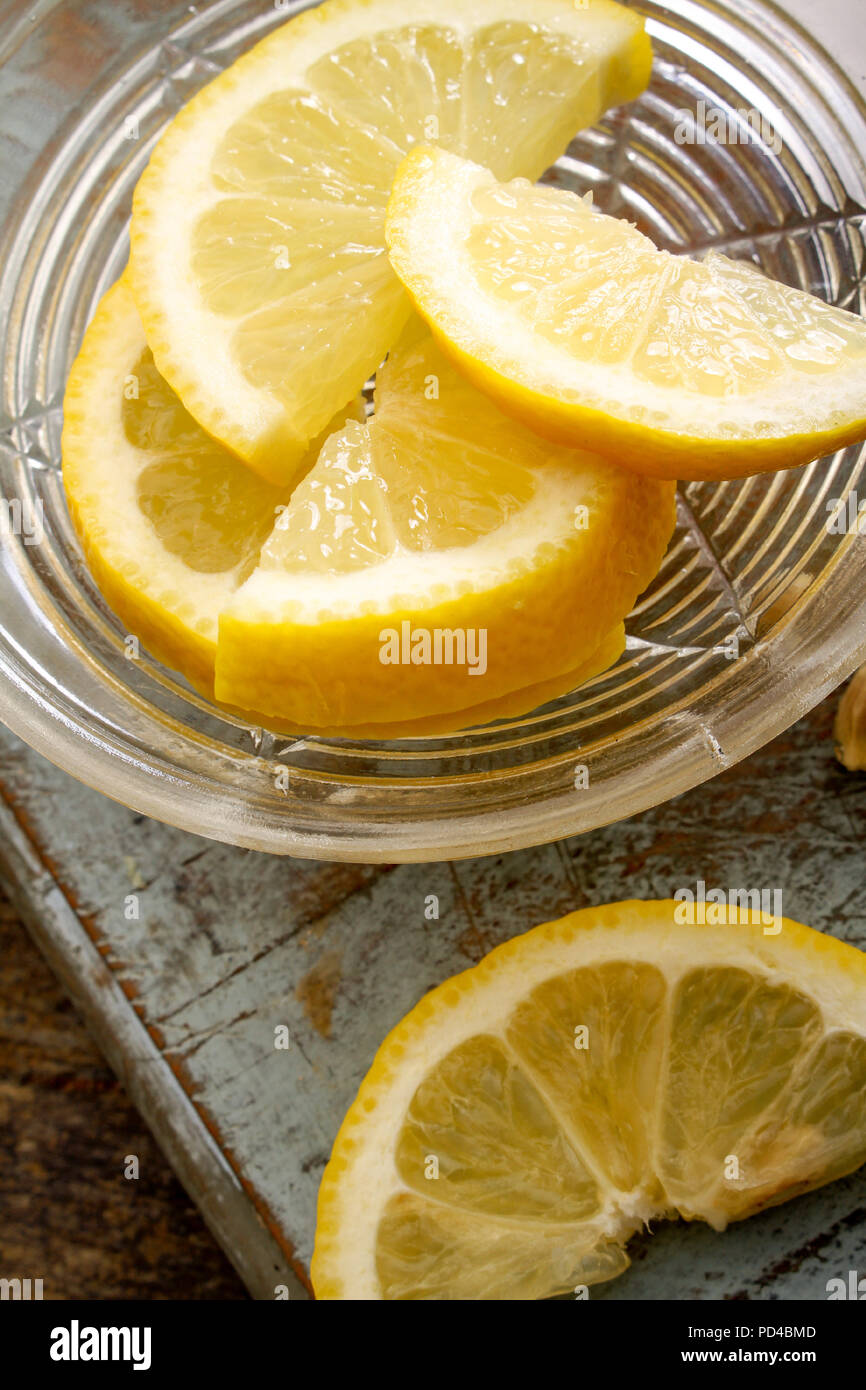 preparing fresh lemons Stock Photo - Alamy