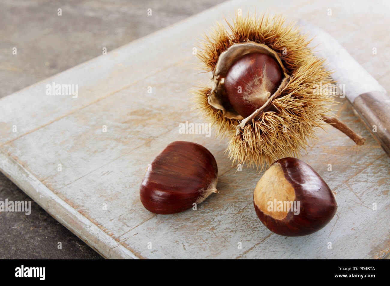 preparing ripe chestnuts Stock Photo - Alamy
