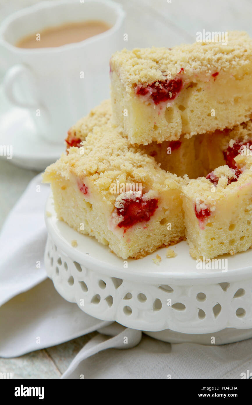 Traybake cherry hi-res stock photography and images - Alamy