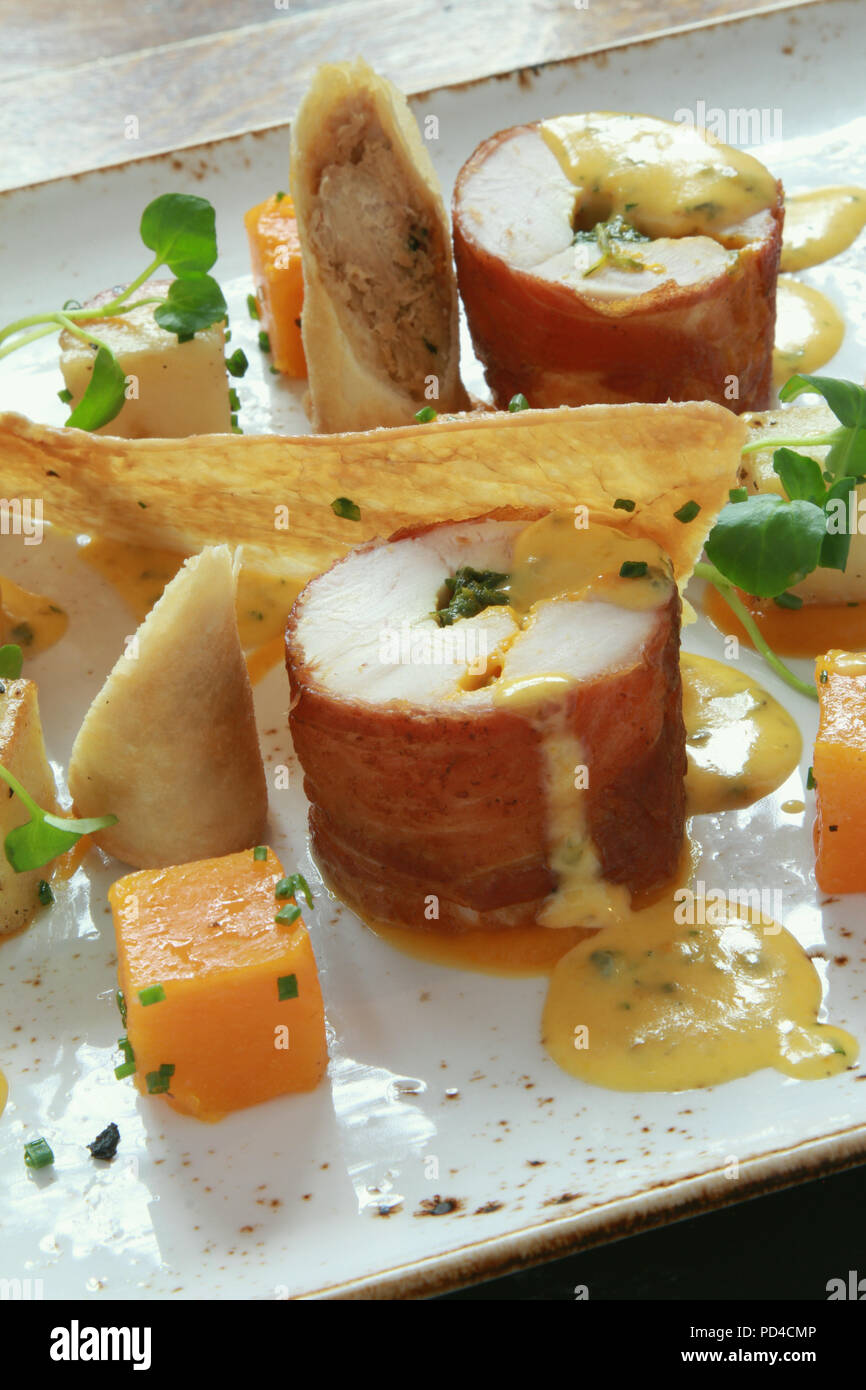 Chicken main hi-res stock photography and images - Alamy