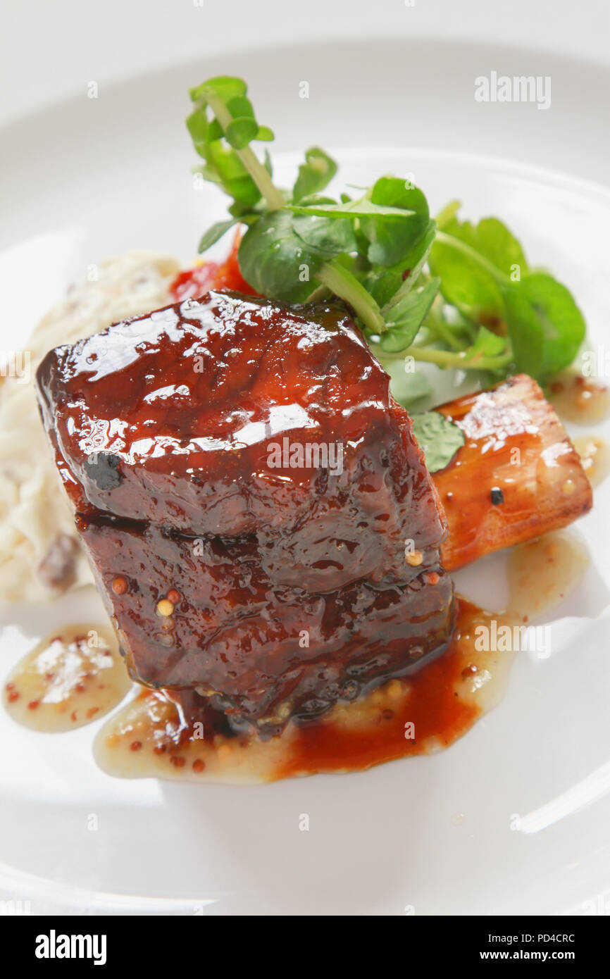 Beef rib plated meal hi-res stock photography and images - Alamy