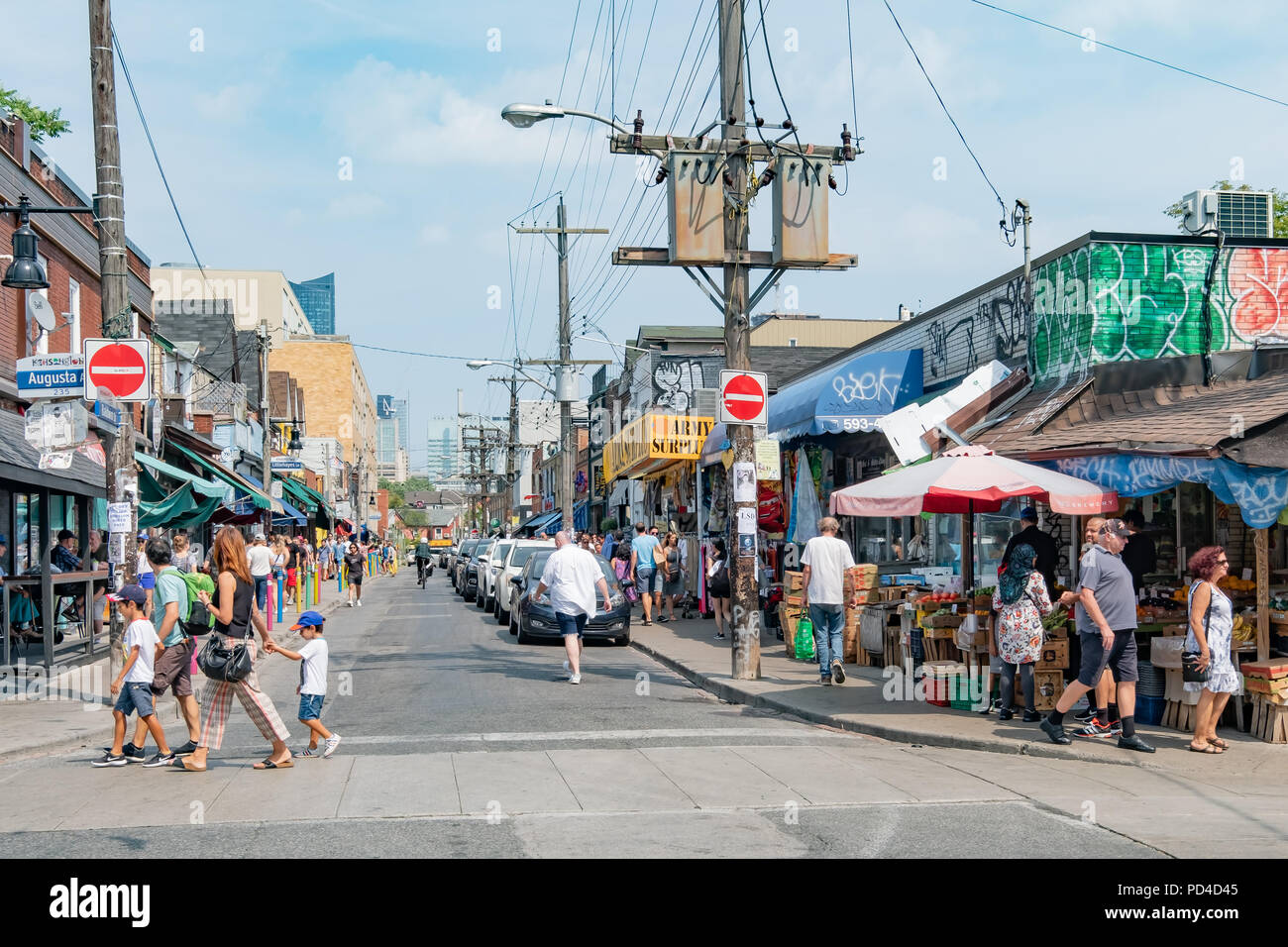 Multicultural street scene hi-res stock photography and images - Alamy
