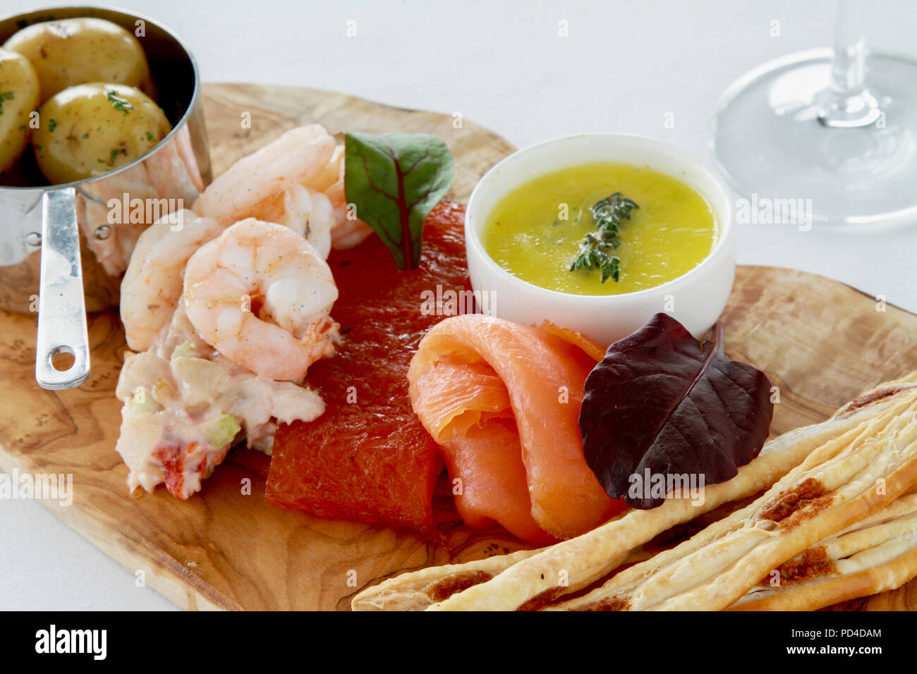 Mixed seafood starter hi-res stock photography and images - Alamy