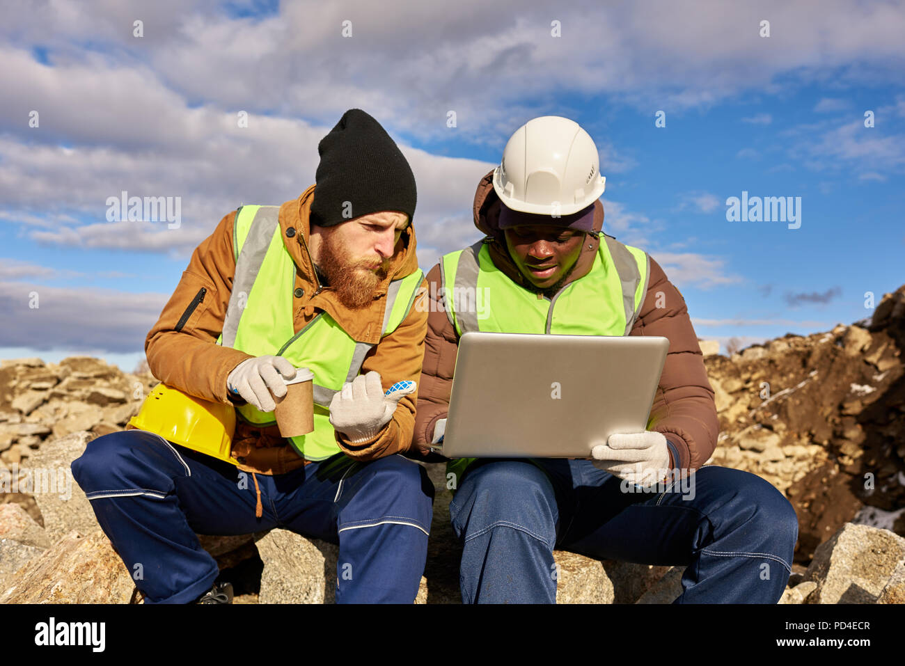 Reflective jackets hi-res stock photography and images - Alamy