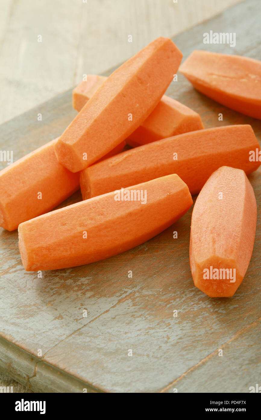preparing fresh carrots Stock Photo - Alamy