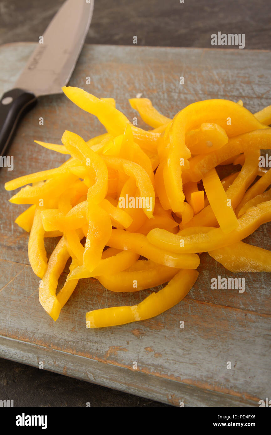 Julienne capsicum peppers hi-res stock photography and images - Alamy