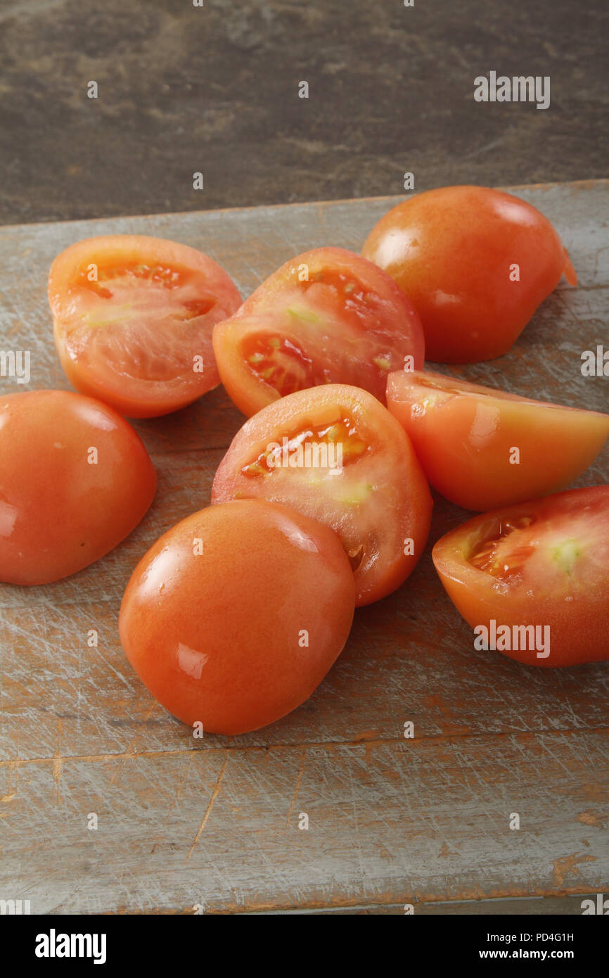 fresh ripe tomatoes Stock Photo - Alamy