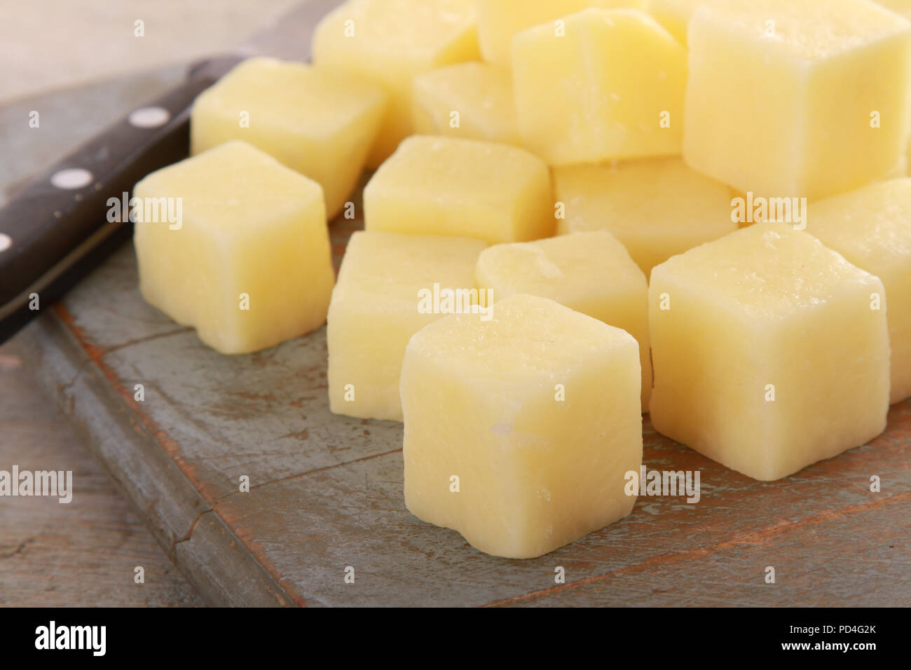 preparing fresh potatoes Stock Photo - Alamy