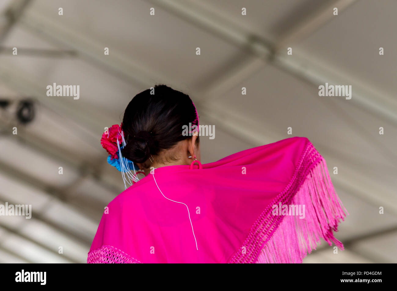 Spanish children in flamenco costume hi-res stock photography and ...