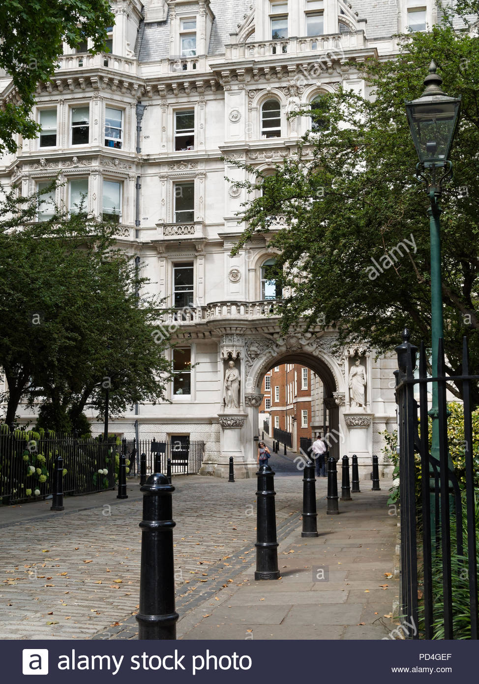 Middle Temple Lane High Resolution Stock Photography and Images - Alamy