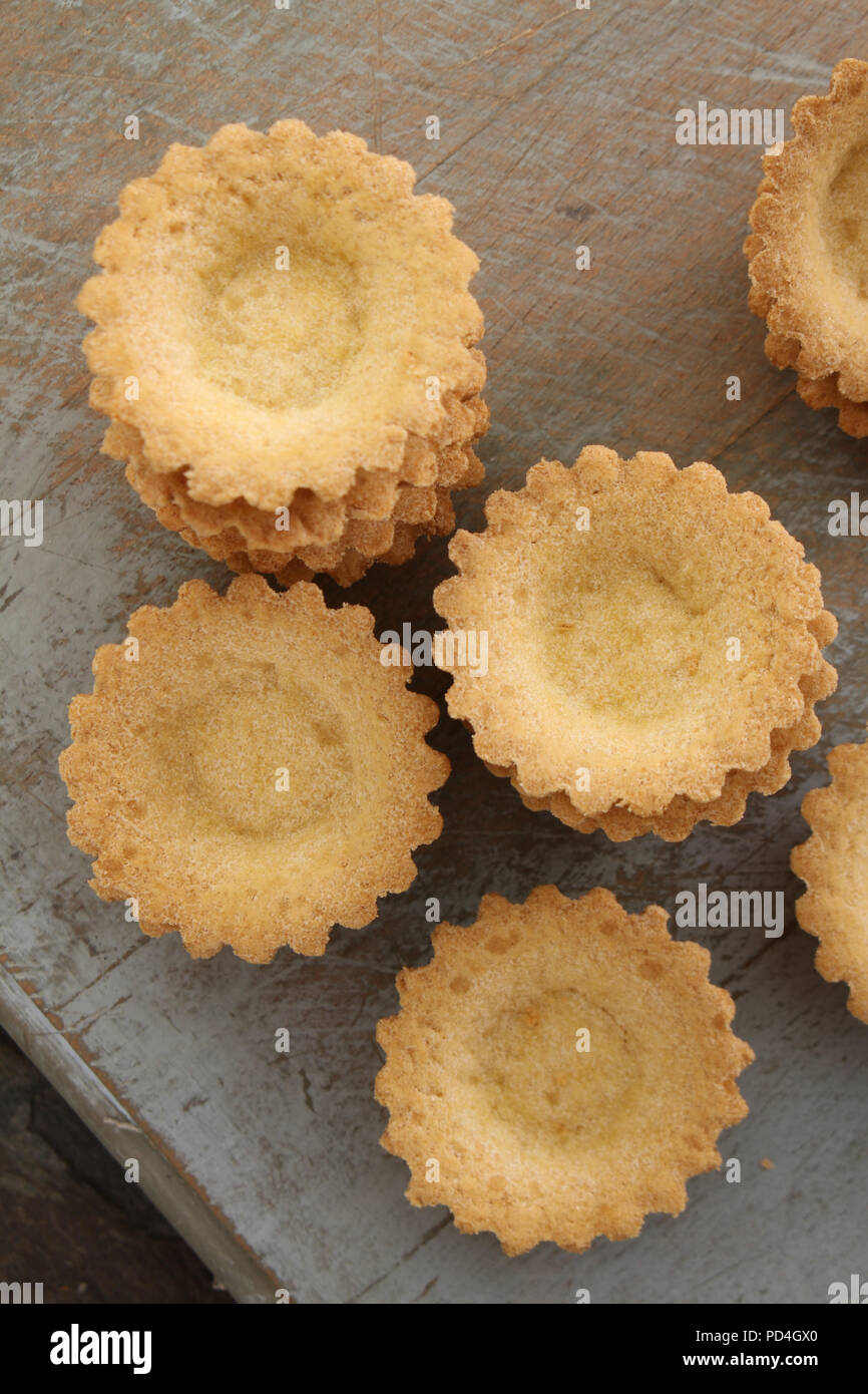 Canape cases hi-res stock photography and images - Alamy