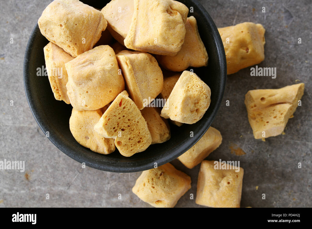 Cinder Toffee Lumps Stock Photo Alamy cinder-toffee-lumps-stock-photo-alamy