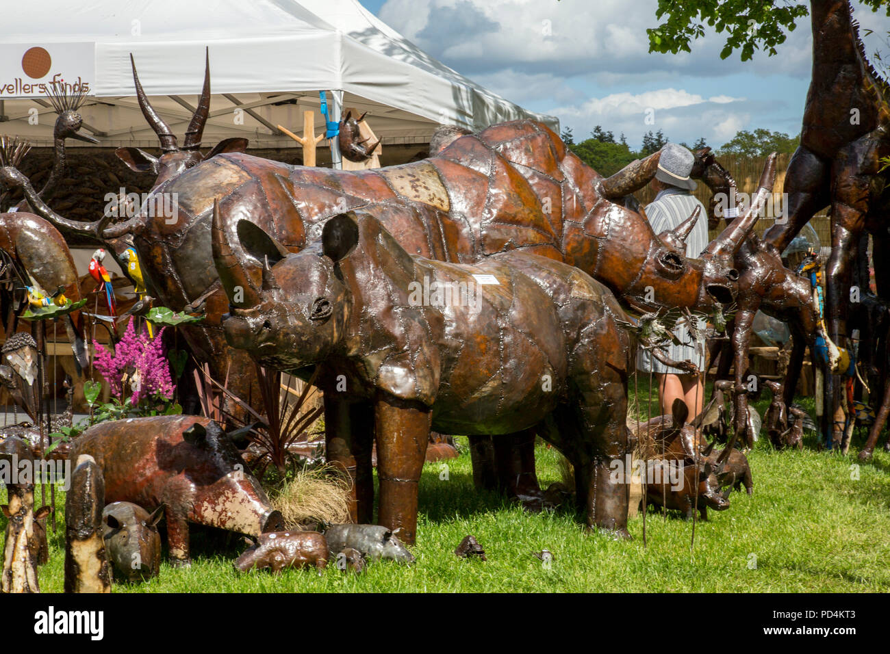 Incredibly realistic animal sculptures made from reclaimed metal and ...