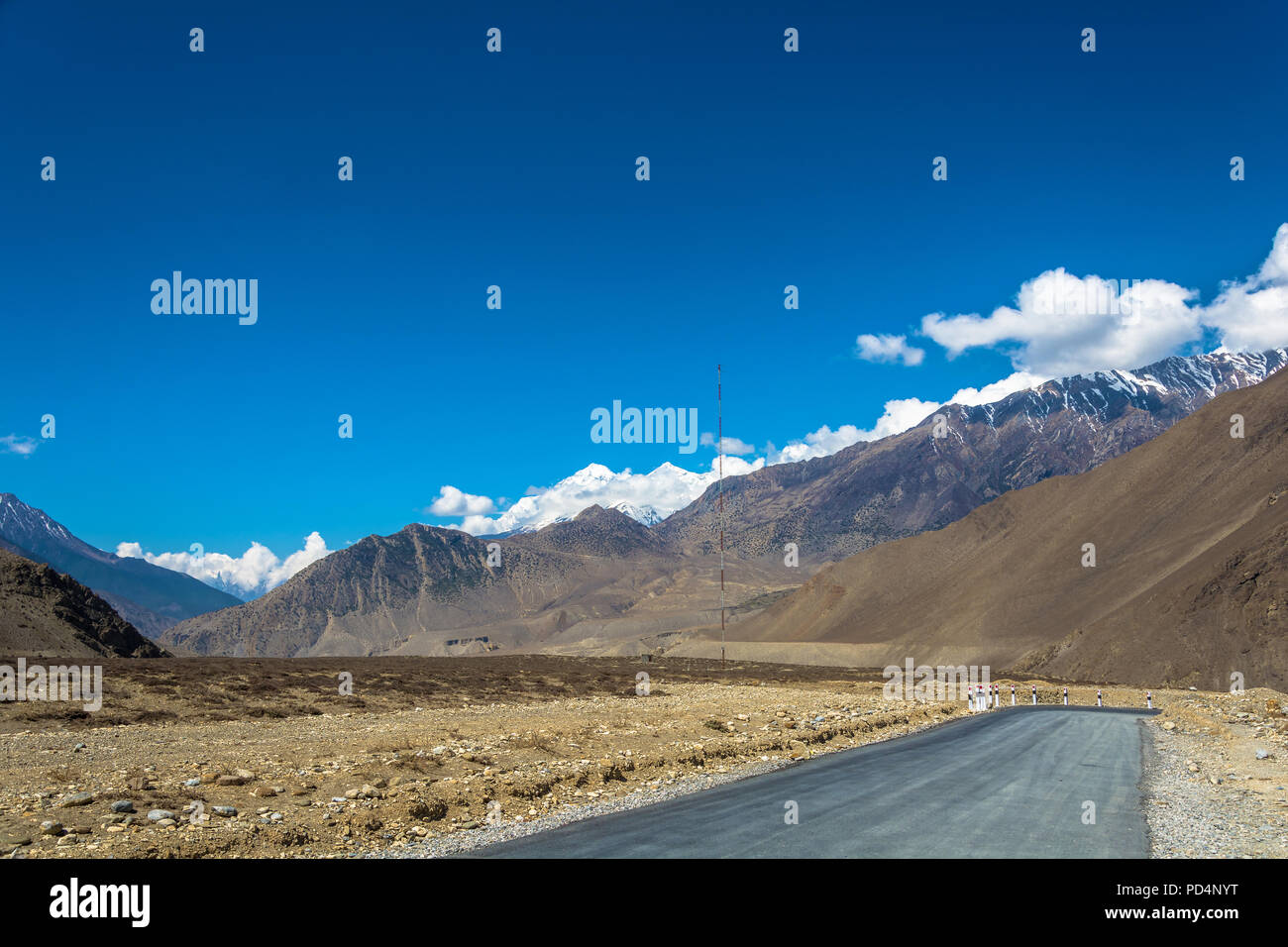 Tibet nepal highway hi-res stock photography and images - Alamy